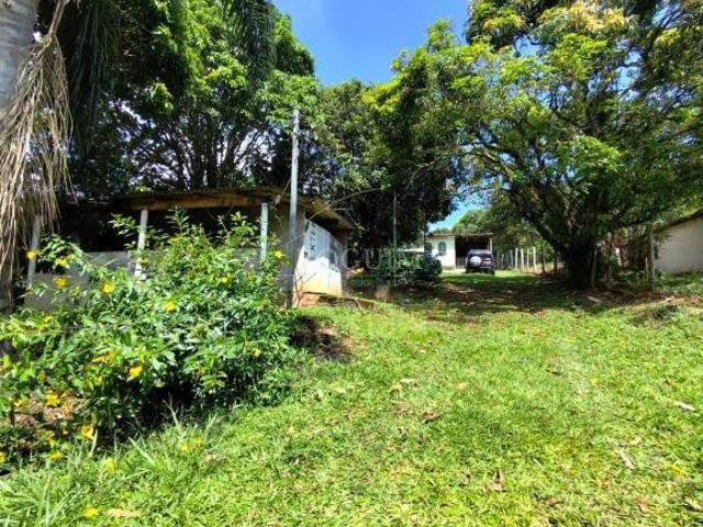 Chácara à Venda com 2.700m, Casa com Fogão a Lenha e Vista Deslumbrante ao Fundo para o Pôr do Sol