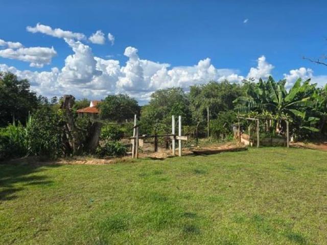 Chácara à Venda com 2 Casas no Mesmo Terreno na Glebas Califórnia em Santa Bárbara d’Oeste
