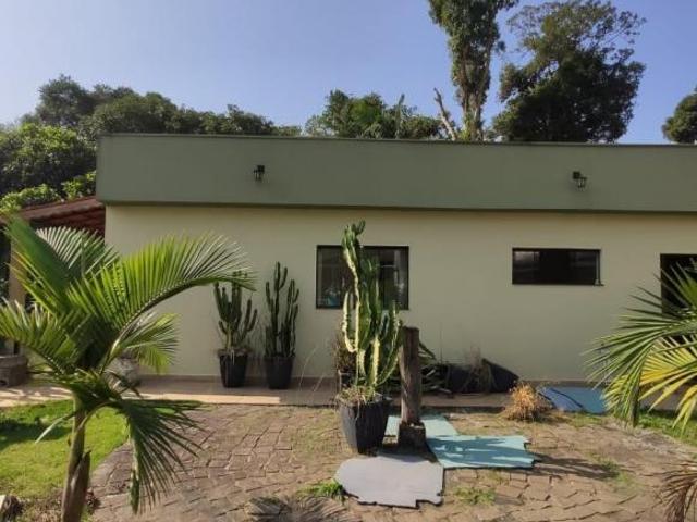 CHÁCARA Á VENDA COM 3 CASAS EM BALNEÁRIA