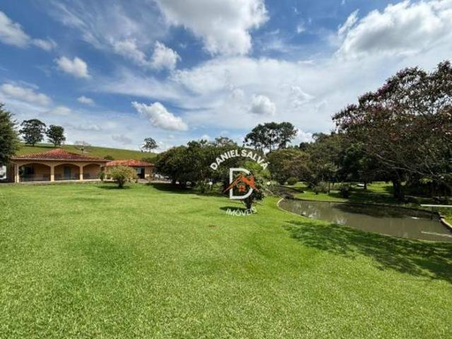 Chácara à venda com 3 dormitórios, 4000 m² por R$ 1.299.000 Chácara à venda em Bragança Paulista/