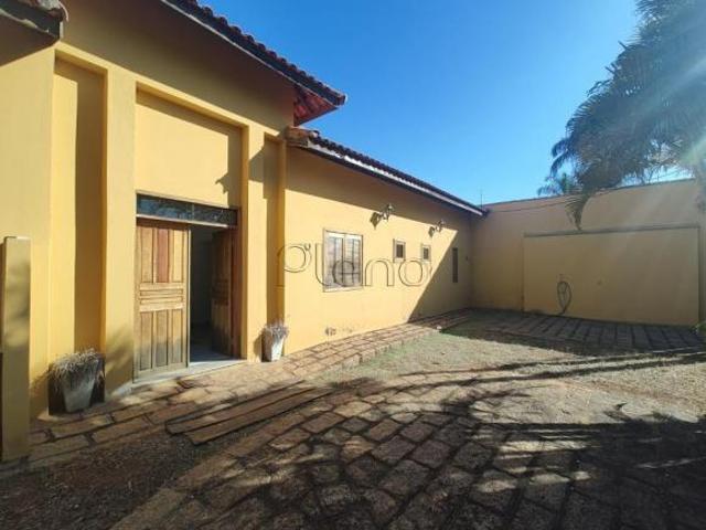 Chácara à venda com 3 quartos no Parque das Bandeiras, Indaiatuba