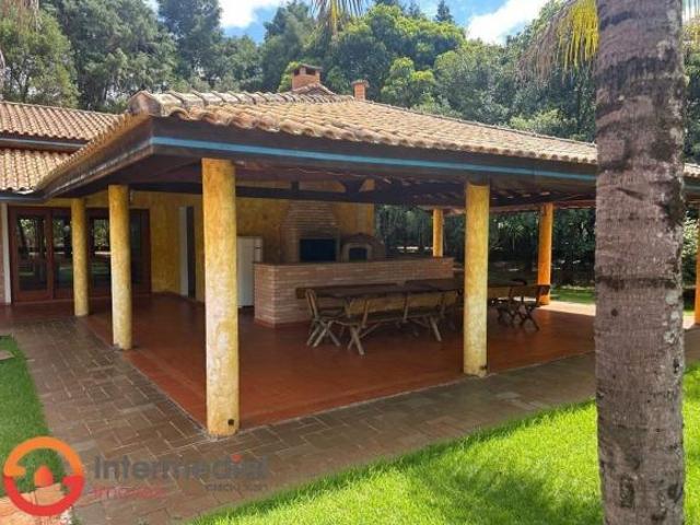 Chácara a venda com 4 suítes Condominio Fazenda Castelo