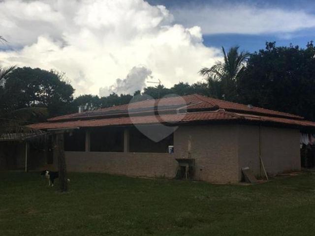 Chácara à venda com 4 quartos, sendo 2 suítes, em Parque Itaipu, São Carlos