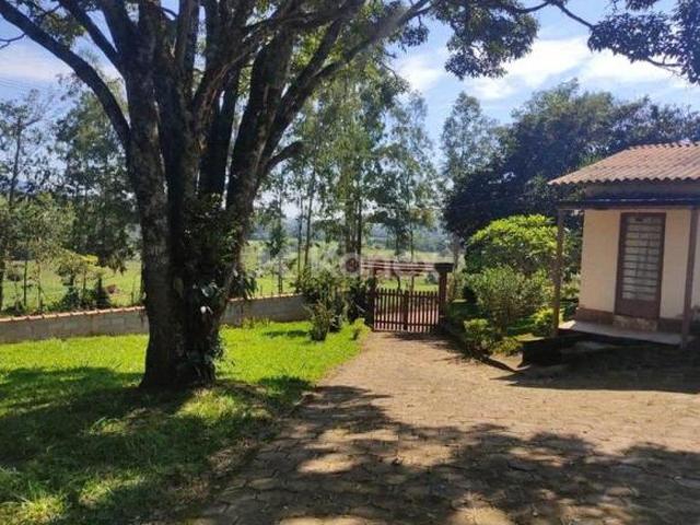 Chácara à venda com 6 quartos em Centro, Estiva