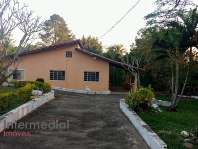 Chácara a Venda Casa 3 dormitórios 3042 Mts de terreno a Venda com 163,28 m² de área construída