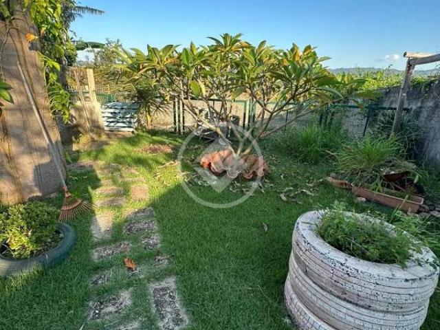 Chácara A Venda Área 1000m² 356m² construídos, Área de Lazer completa com Piscina e Quadra, no Bairr
