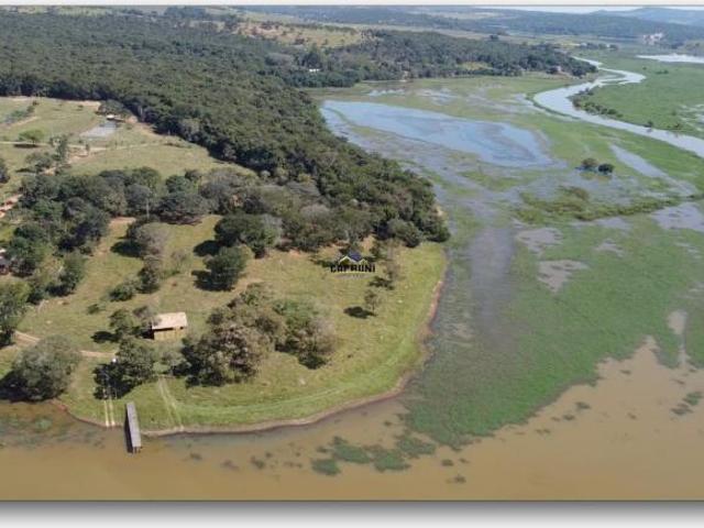 Chácara à venda de 1.091,99m², Beira da Lagoa de Cajuru, MonSenhor João Alexandre, Cláudio MG