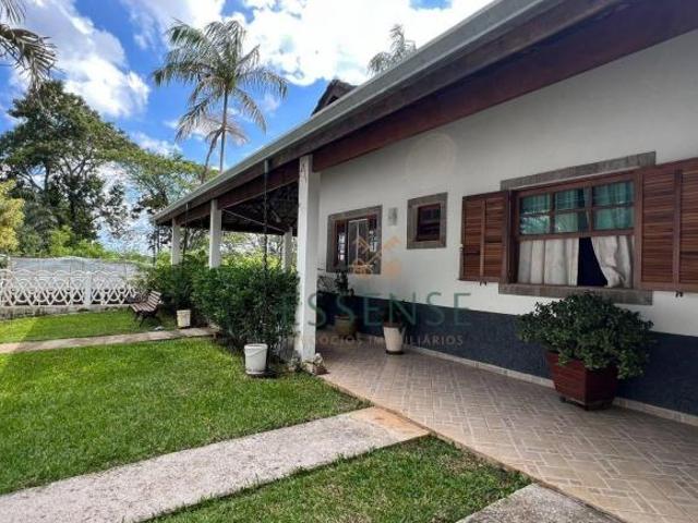Chácara à Venda de 2.010 m² Ipelândia em Suzano/SP: 03 dormitórios