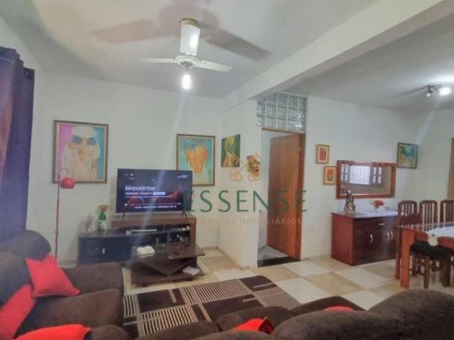 Chácara à Venda de 2.141m² no Parque Alvorada em Suzano/SP