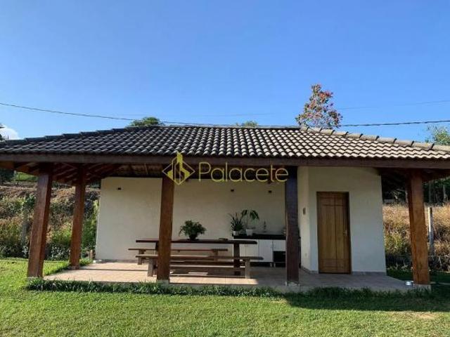 Chácara à venda e locação 3 Quartos, 1 Suite, 11 Vagas, 1000M², Mandú, Pindamonhangaba SP