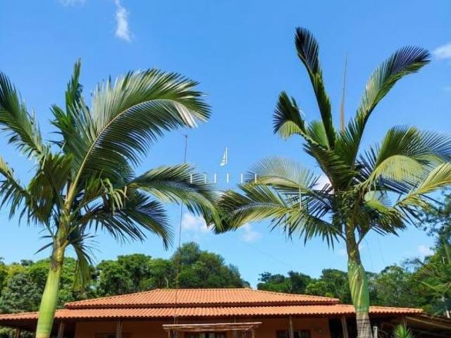 Chácara à venda em Capão Bonito, Centro, com 3 suítes, com 60000 m²