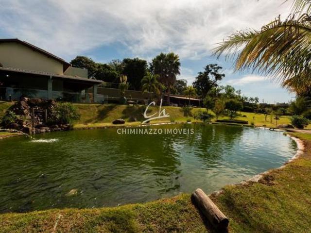 Chácara à venda em Artur Nogueira, Fazenda Velha, com 3 quartos, com 2600 m²