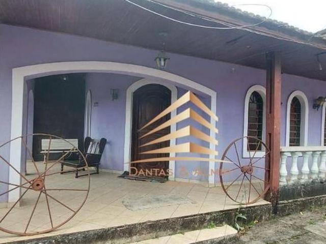 Chácara a venda em Arujá com 2 dormitórios, 1 Suíte,3 vaga 2200 m², estuda permuta Arujá/SP