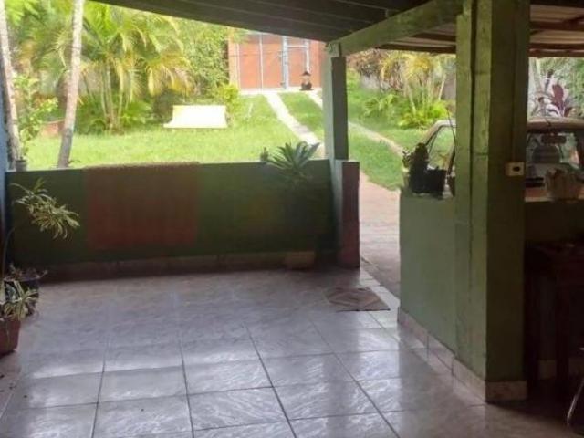 Chácara à venda em Araçoiaba da Serra com Duas Casas