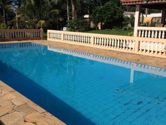 Chácara à venda em Araçoiaba da Serra SP: 2 quartos, 1 banheiro, 4 vagas de garagem e 350m² de área!
