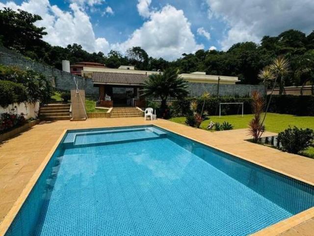 Chácara à venda em Atibaia/SP! 4.000m² com excelente localização!
