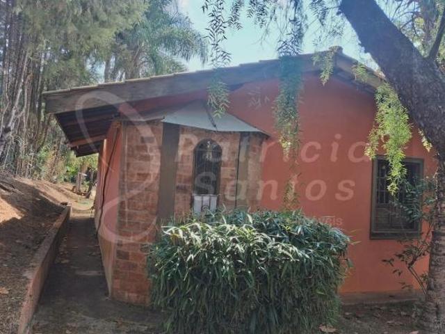 Chácara à venda em Bragança Paulista SP, bairro Chácara Portal das Estâncias: 3 suítes, Próxima d