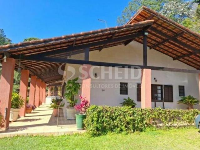 Chácara à venda em Embu Guaçu ? ampla, confortável