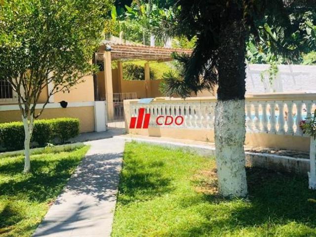 Chácara à Venda em Embu Guaçu SP, Jardim Santa Lucia: 3 Quartos, 1 Suíte, 3 Salas, piscina, churrasq