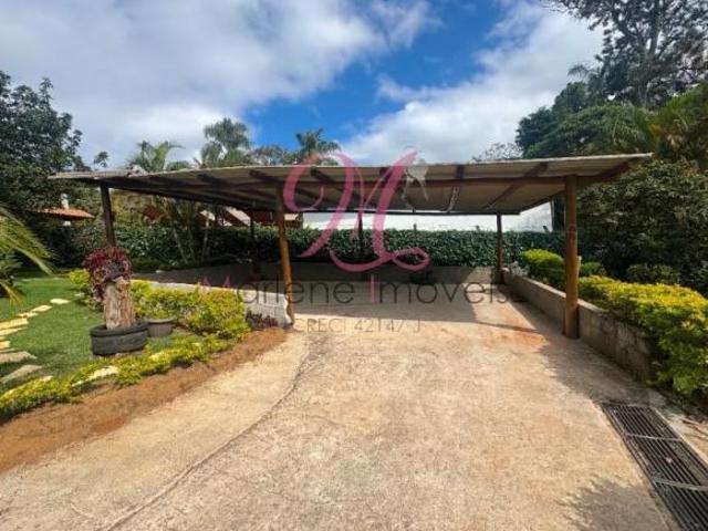 Chácara à Venda em Estância São Luiz, Jarinu SP: 03 Quartos, 02 Suítes, Piscina e Área Gourmet. Venh