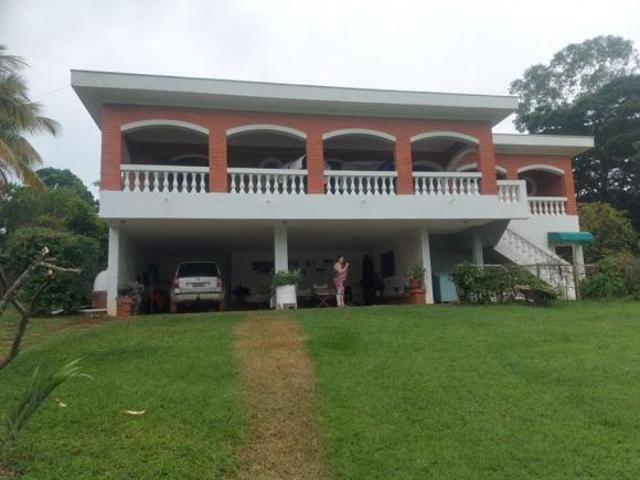 Chácara a venda em excelente bairro de São Pedro Sp