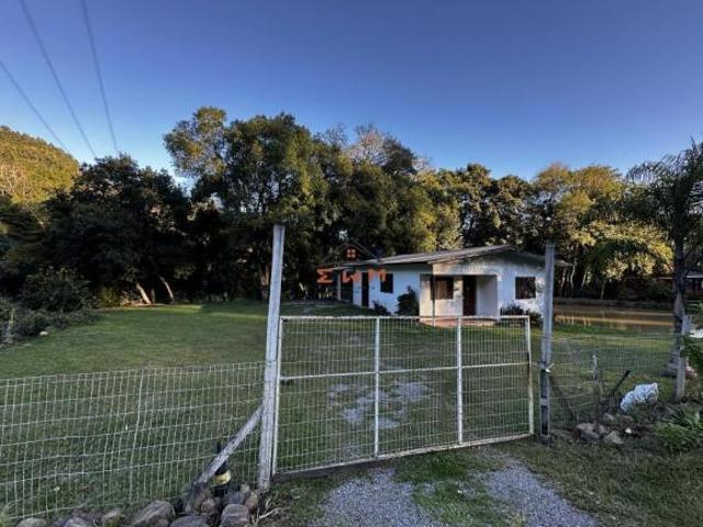 Chácara à venda em Farroupilha, Linha Ely com açude e casa, 2 Dor