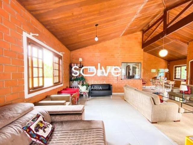 Chácara à venda em Indaiatuba Terras de Itaici, 3 quartos 227,91 m² por 1.290.000,00