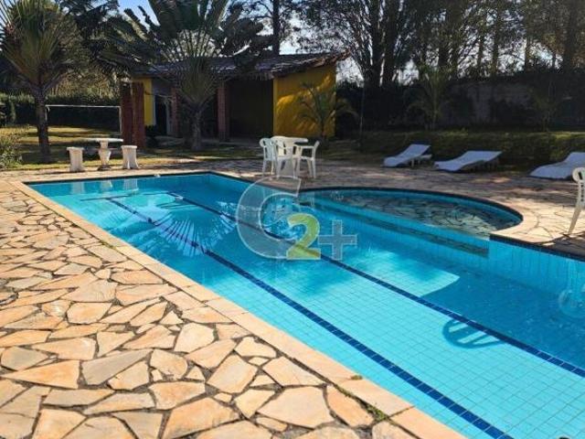 Chácara à venda em Ibiúna 3 suítes piscina