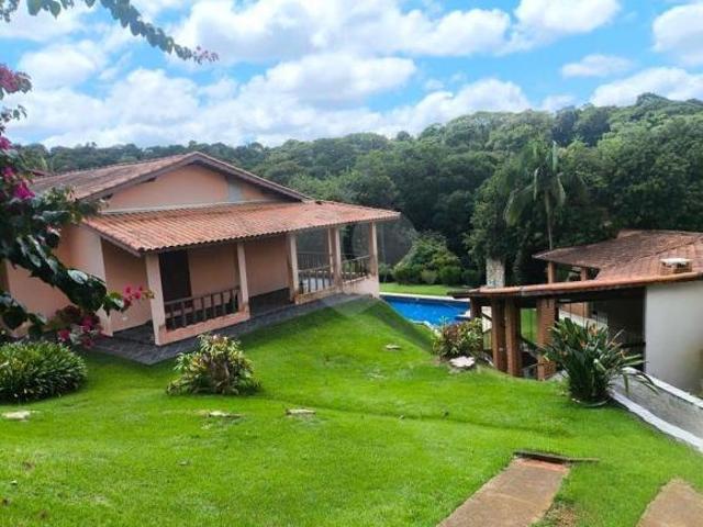 Chácara à Venda em Ibiúna/SP 2000m² de área – Condomínio Fechado