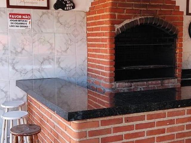 Chácara à venda em Itapetininga SP: 3 quartos, 1 suíte, 3 salas, 3 banheiros, 5 vagas de garagem, 15