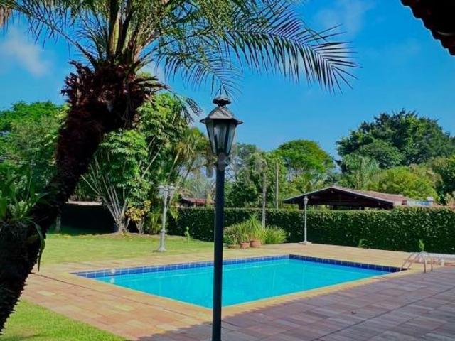 Chácara à venda em Jaguariúna, Chácara Long Island, com 3 quartos, com 1500 m²