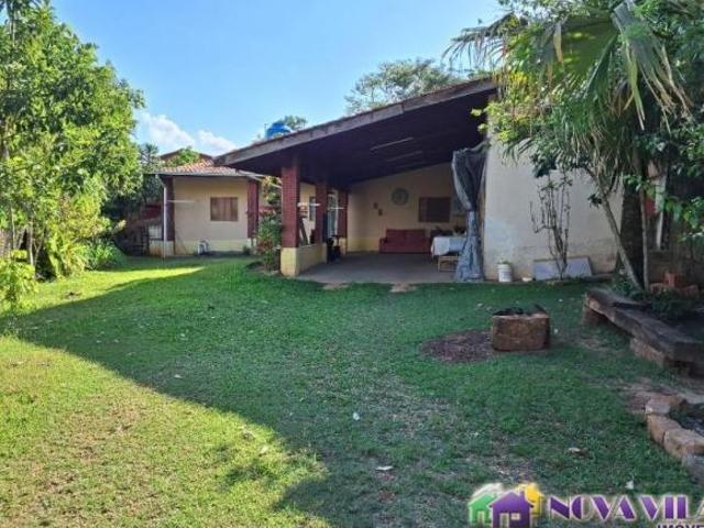 Chácara à venda em Jaguariúna SP: 2 quartos, 1 sala, 2 banheiros, 1 vaga de garagem, 100m²! Aproveit