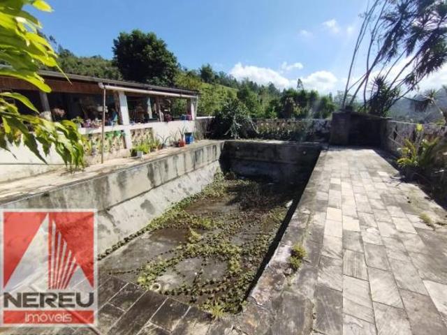 CHÁCARA A VENDA EM JUQUITIBA/SP COM PISCINA EM FASE DE ACABAMENTO