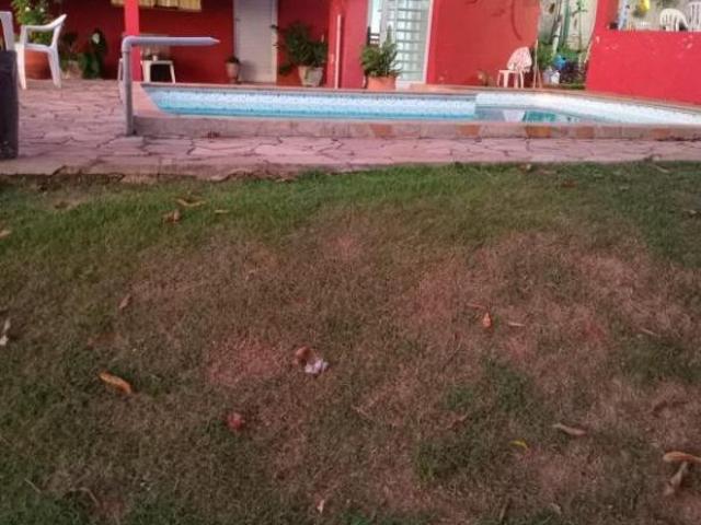 Chácara à Venda em Limeira com Lago e Terreno de 1.500 m²