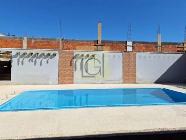Chácara à venda em Mairinque SP, bairro Cristal de Cima: 3 quartos, 1 suíte, 1 sala, 3 banheiros!