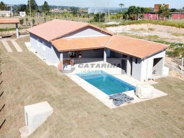 Chácara à Venda em Mairinque ? Viva com Qualidade, Tranquilidade e Lazer!