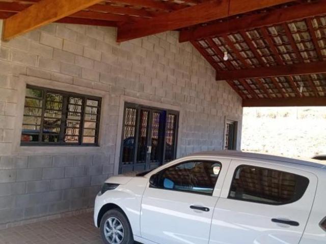 Chácara à venda em Natividade da Serra SP, bairro Paraíso: 3 quartos, 1 suíte, 1 sala, 3 banheiros