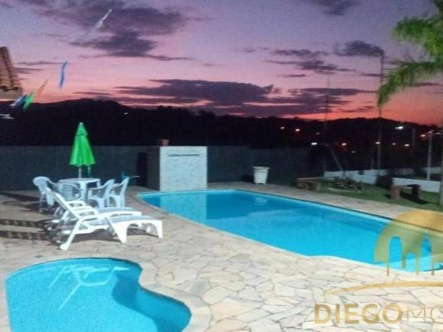Chácara À Venda em Nazaré Paulista com 7.500M²