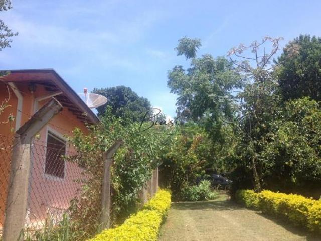 Chácara a Venda em São José dos Campos SP, Bairro Primavera 1b: 3 Quartos, 2 Suítes, 2 Salas, 3 Banh