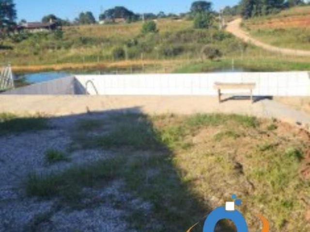 Chácara à venda em São José dos Pinhais PR, bairro Colônia Murici: oportunidade imperdível!