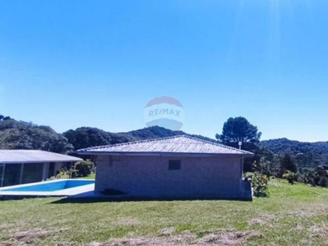 Chácara à venda em São José dos Pinhais/PR ! Morro do Meio