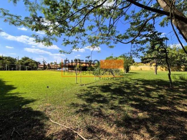 Chácara à venda em Santa Bárbara d&apos Oeste – 2.648 m² de terreno, em condominio fechado