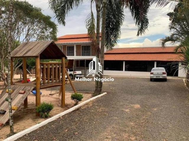 Chácara à venda em Santa Bárbara D&apos Oeste, Loteamento Hélico, com 3 quartos, com 3000 m²