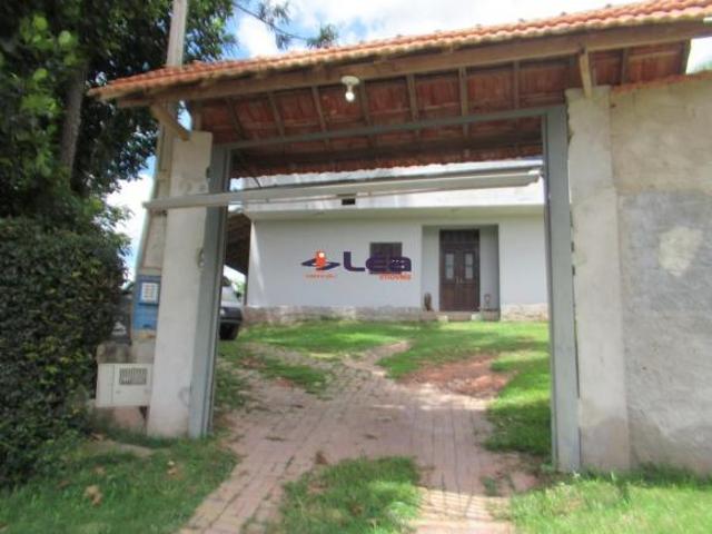 Chácara à Venda em Suzano SP, Parque Alvorada: 3 Quartos, 2 Suítes, 1 Sala, 3 Banheiros, 288m² de Ár