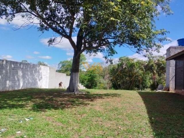 Chácara à Venda em Poá | 2 Dormitórios e 4 Vagas