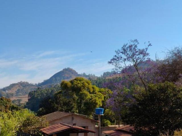 Chácara à Venda em Pedra Bela/SP – 900 m²