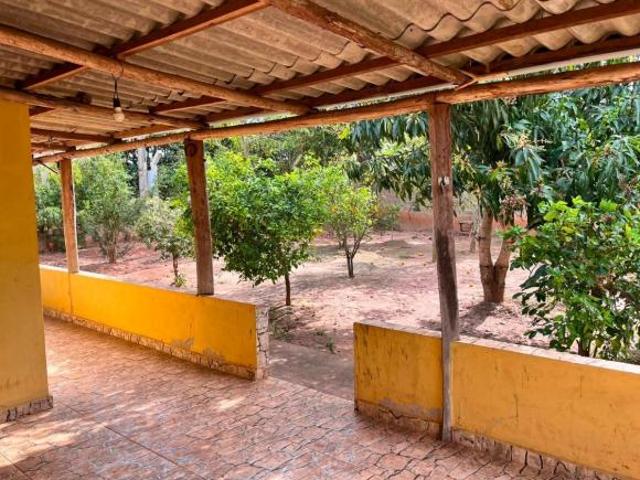 Chácara à venda em Tatuí SP, Área Rural: 2 quartos, 1 sala, 1 banheiro, 2 vagas, 100,00 m². Venha co
