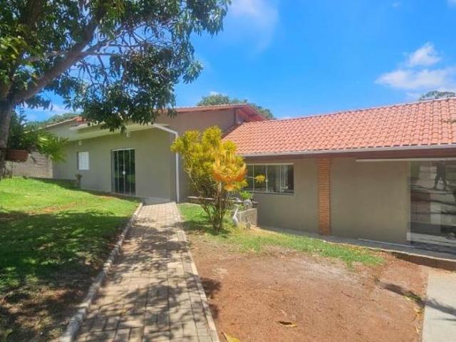 Chácara à venda em Taubaté SP: 3 quartos, 1 sala, 2 banheiros em Loteamento Chácaras Ingrid 1.250
