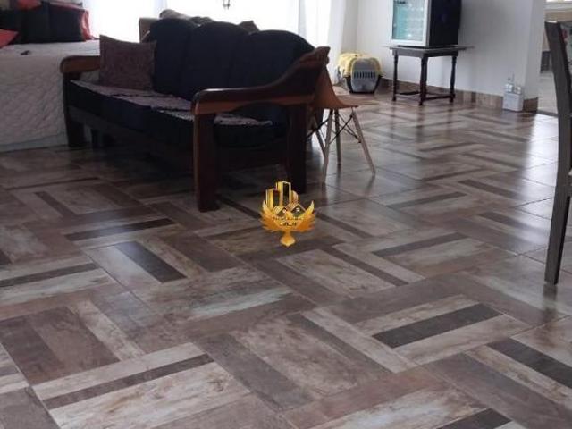 Chácara à venda em Taubaté SP, bairro Barreiro: 4 quartos, 2 suítes, 2 salas, 6 banheiros, 10 vagas