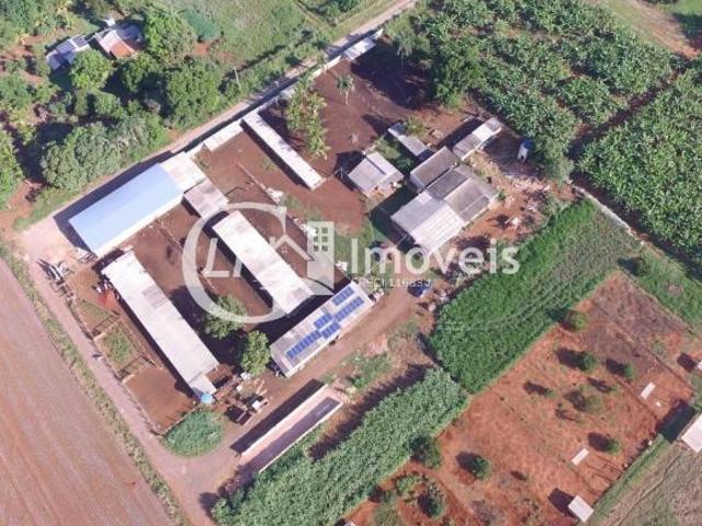 Chácara à venda em Terenos MS, bairro Indubrasil: 1 quarto, 1 suíte, 2 salas, 3 banheiros, 2 vagas